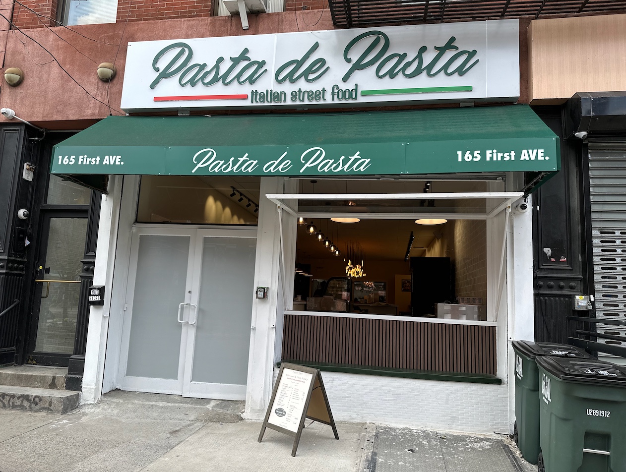 Pasta de Pasta - New York - Fresh Pasta on Cheese Wheel